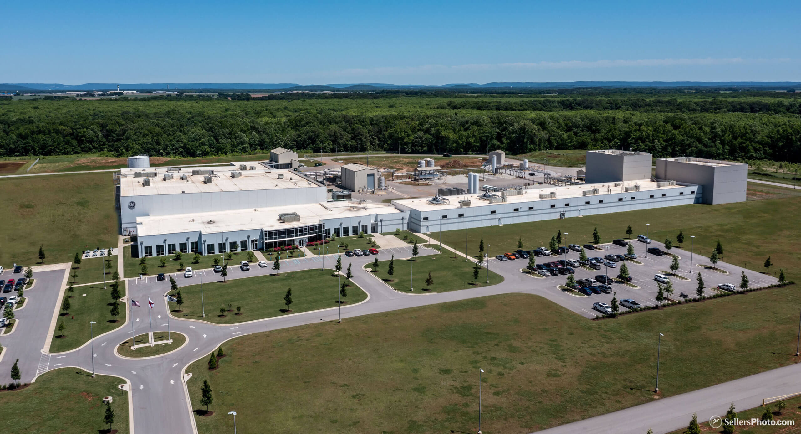 GE Aviation CMC Raw Material High Volume Facility | BL Harbert ...